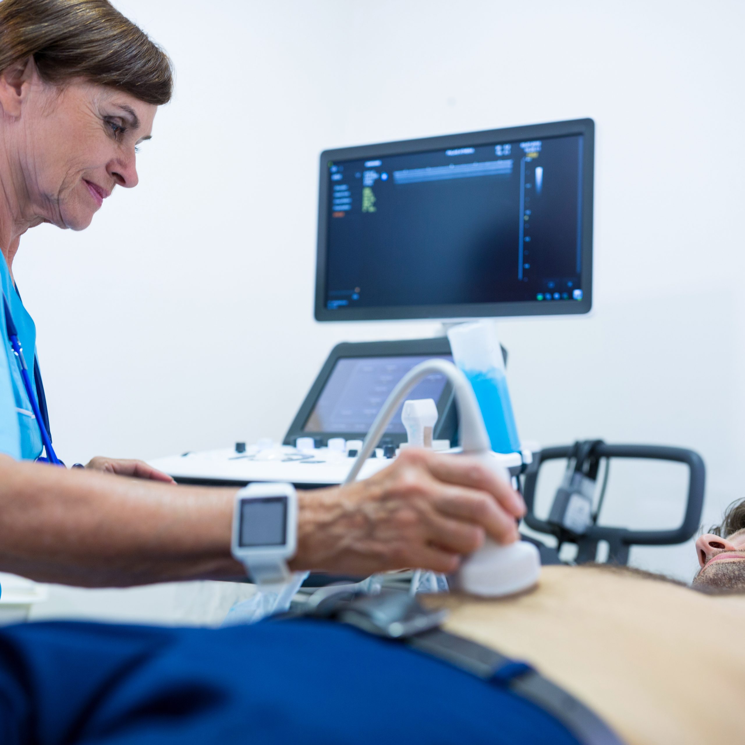 The Advantages of Ultrasound for Diagnosis and Treatment of Sports Injuries